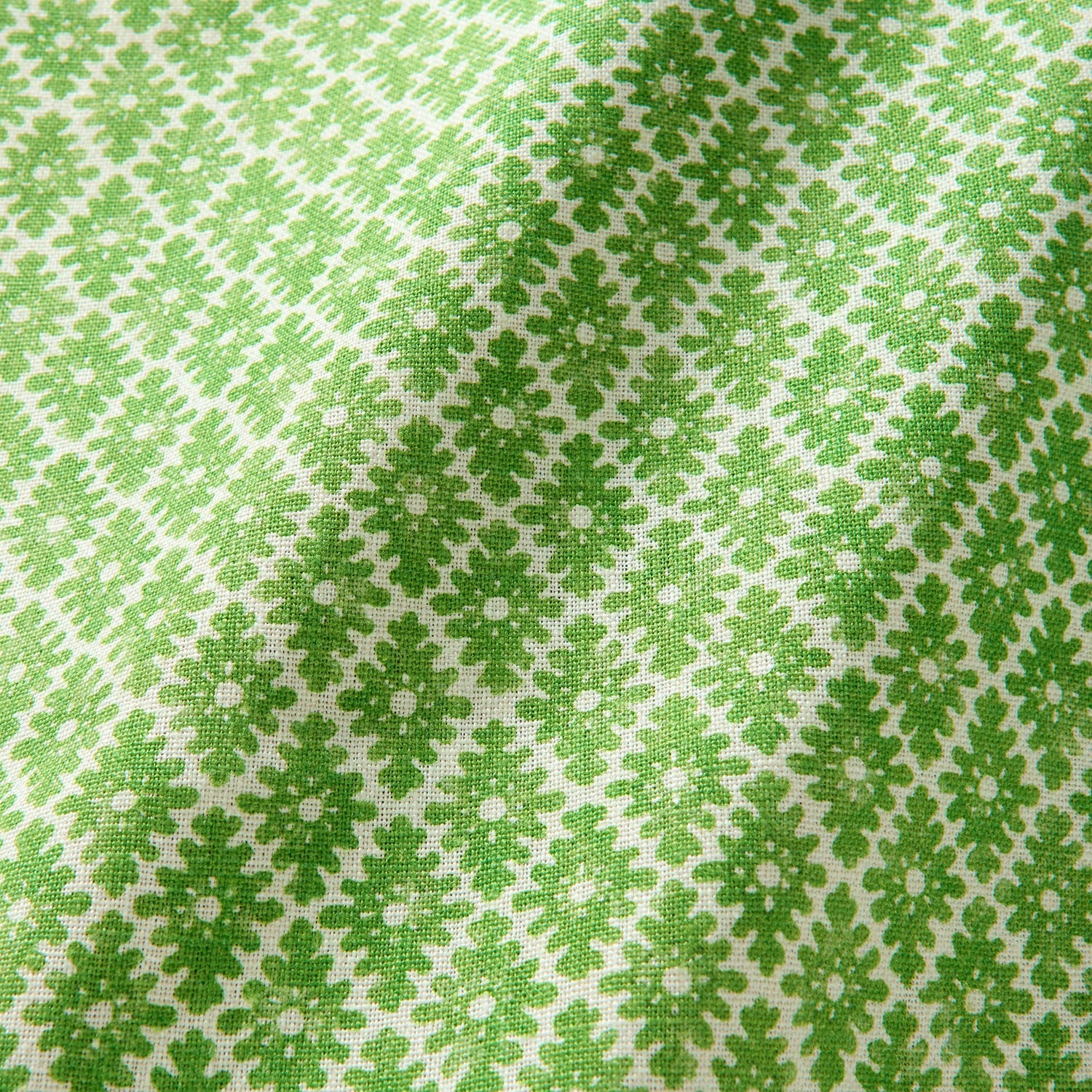 Ashfield Shamrock | Printed Linen Fabric | Linwood