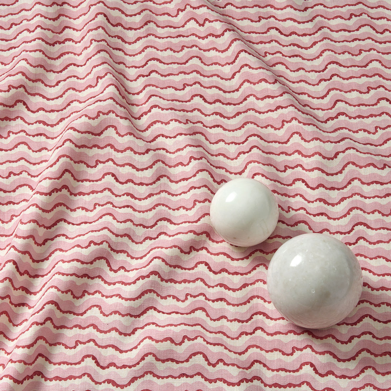 Waltzer – Cha-Cha-Cha | Printed Linen Fabric | Linwood